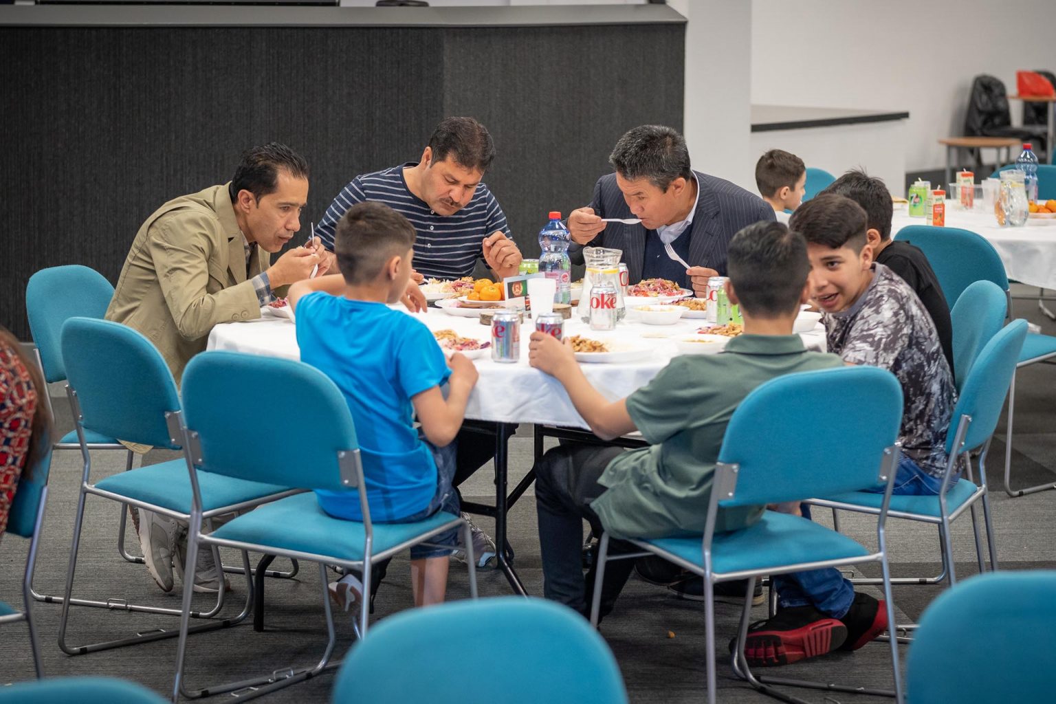 A network to harness support and connections for refugees and asylum ...